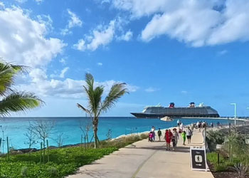 Cruises To Lighthouse Point, Bahamas | Lighthouse Point Cruise Ship ...