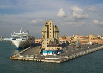 Cruises To Livorno (Florence/Pisa), Italy | Livorno (Florence/Pisa) Shore Excursions